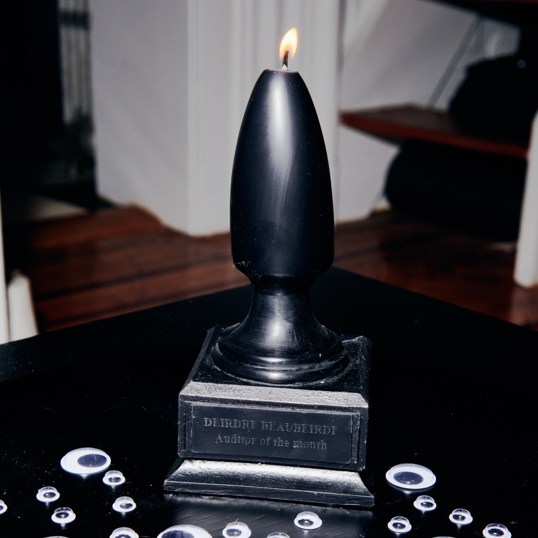 A24 "Auditor of the Month" Trophy Candle – Joya Studio